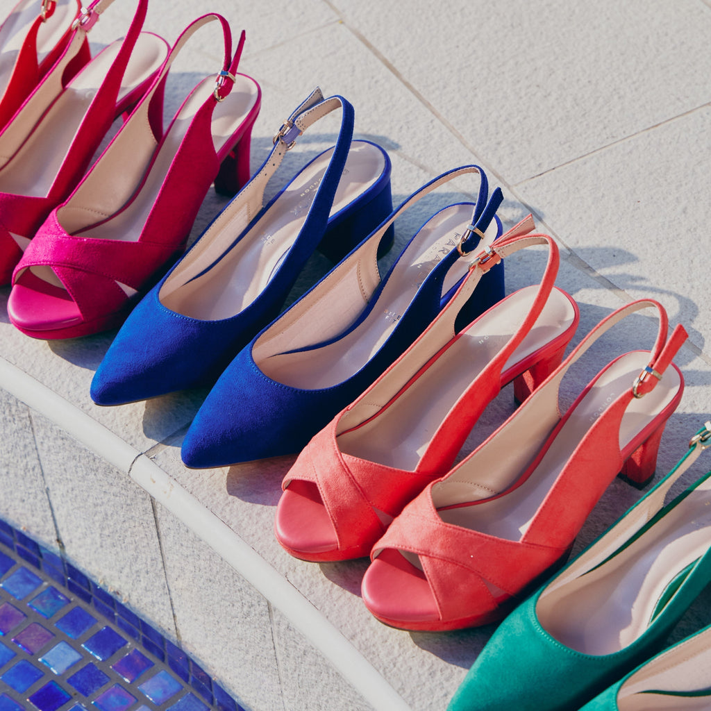 How to Style Your Winter Holiday Outfits with Matching Shoes & Bags ...